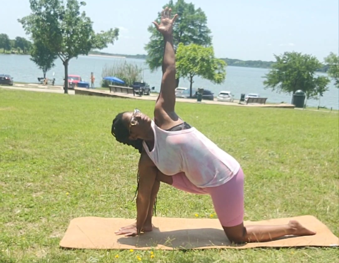 8 Mobility Moves to Expand Your Flexibility - Blk and Fit